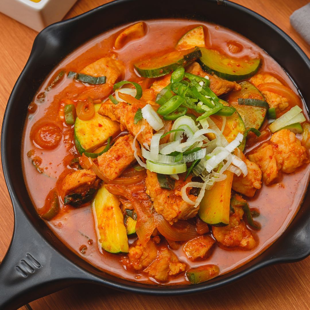 [아임셰프] 돼지고기 짜글이 | 490g (2인분)